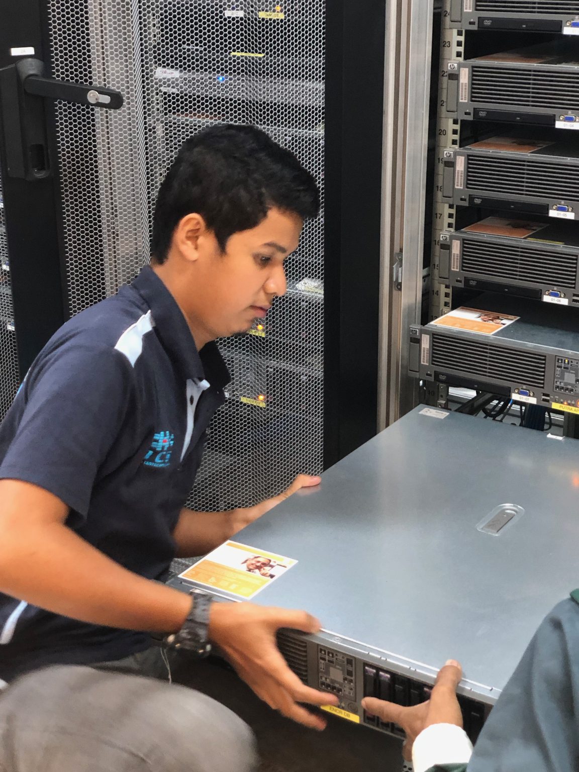 Data Center Maintenance - Data Center Specialists